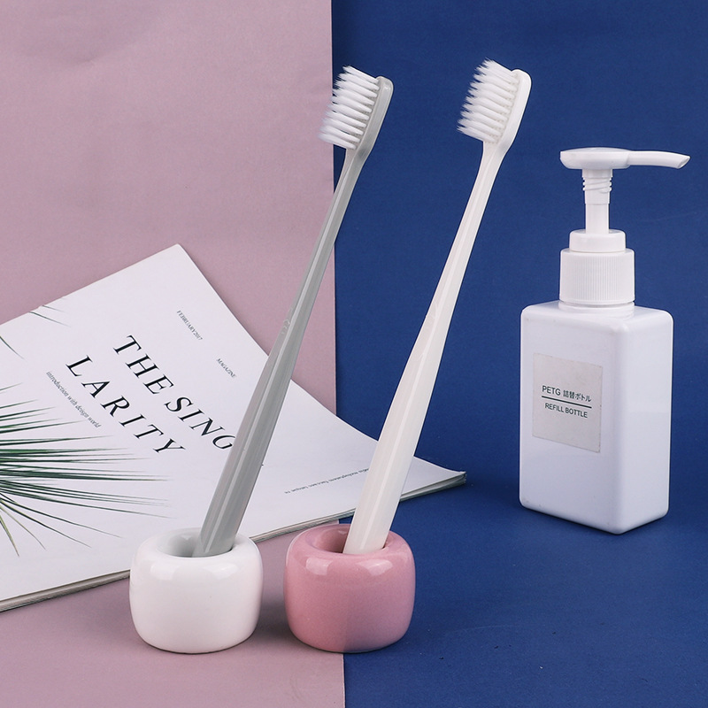 Fine and soft double-pointed wire plastic toothbrush | toothbrush ...